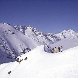 Edelweiss Valley Ski Resort Guide, Location Map & Edelweiss Valley ski ...