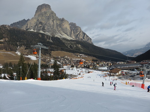 Corvara (Alta Badia) Ski Resort Guide | Snow-Forecast.com