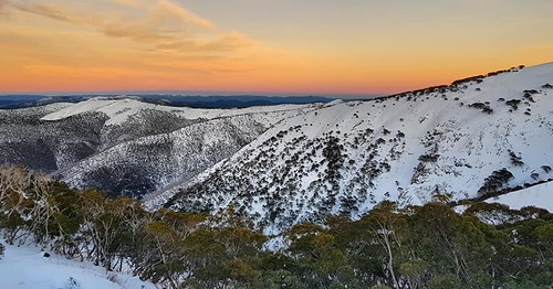 Mount Hotham Ski Resort Guide | Snow-Forecast.com