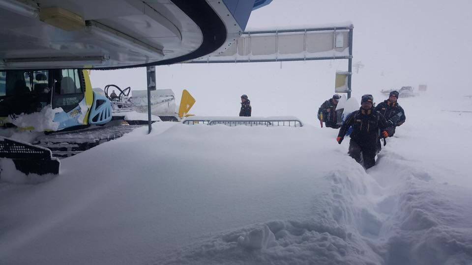 Huge Early November Snowfall in Alps and North America