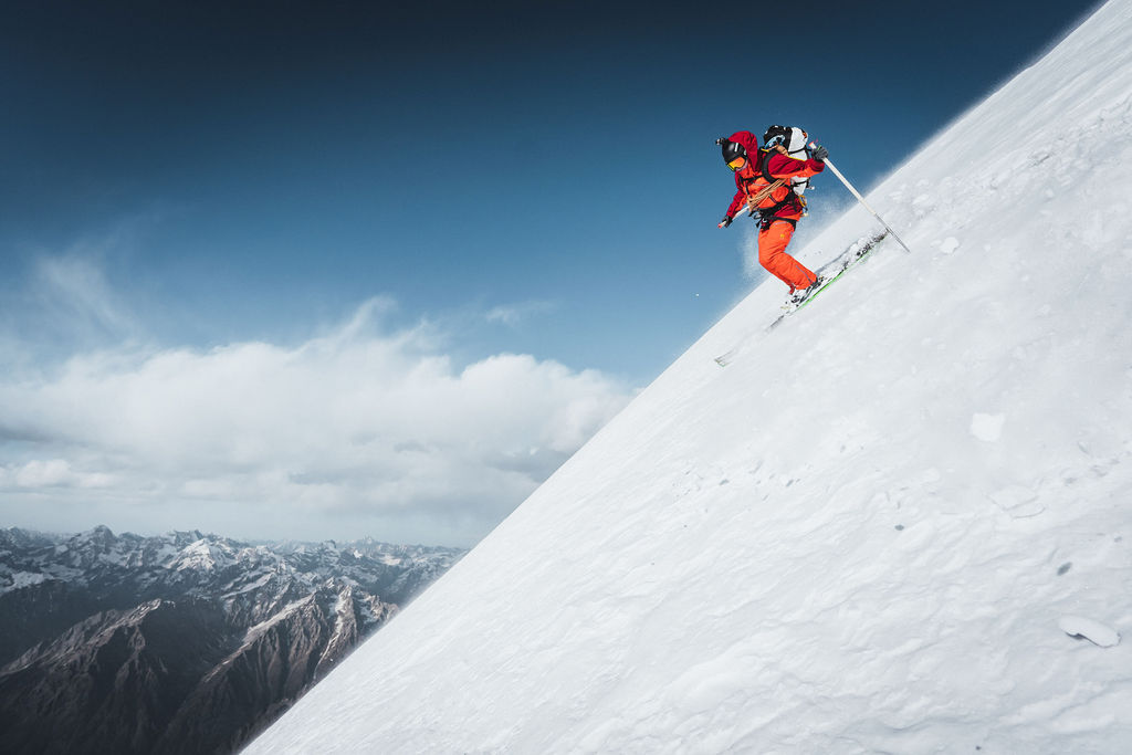 First Ski Descent of Pakistan’s Nearly 6,000m Falak Sar Peak